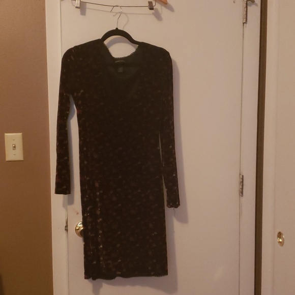 Moda International | Dresses | Moda International Velvet Floral Dress ...